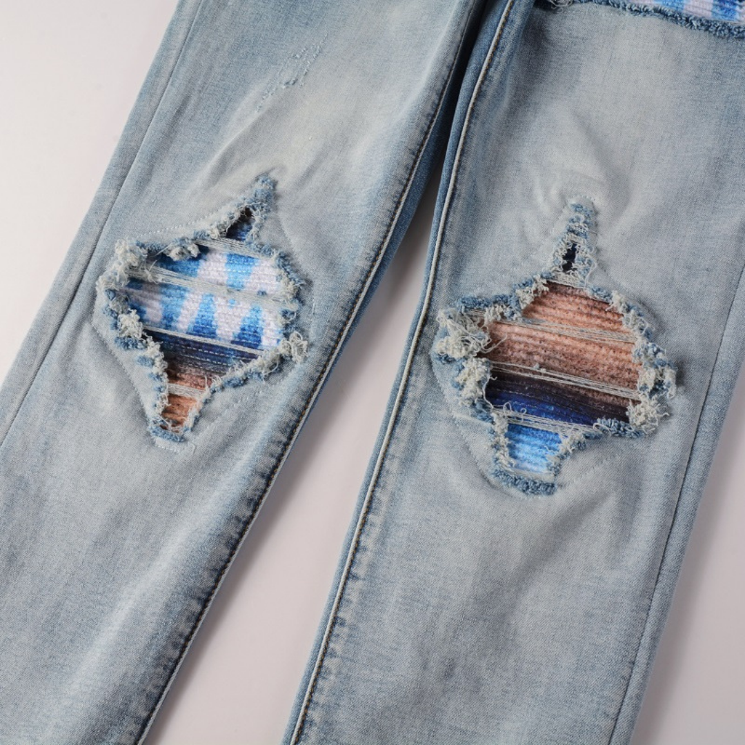 Amr Blue Patch Logo Jeans – SNW