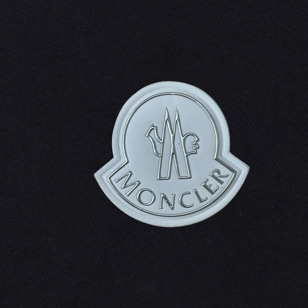 Monogram T-shirt – SNW